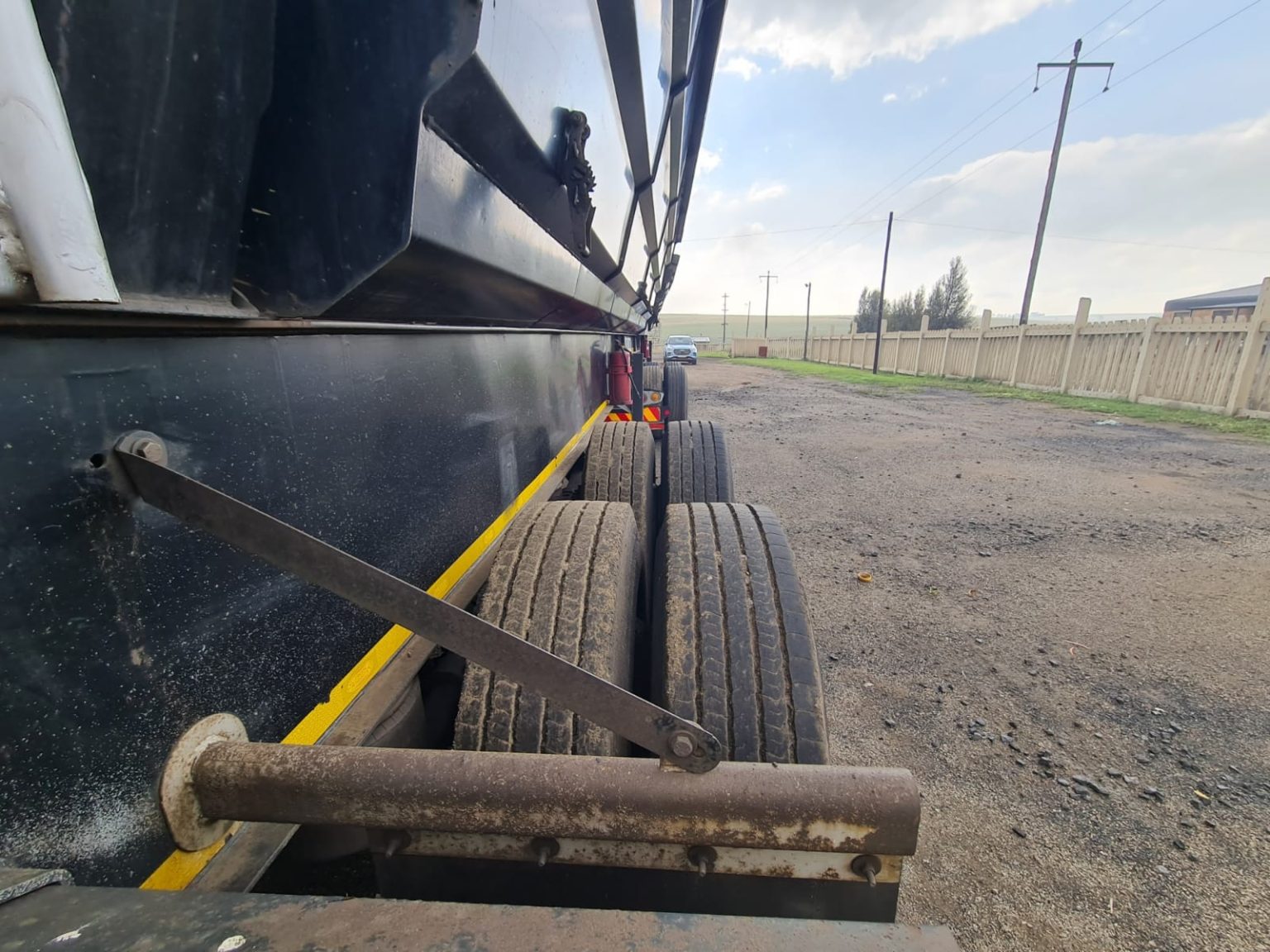 2021 SATB Side Tipper Trailer – Professor Trucks