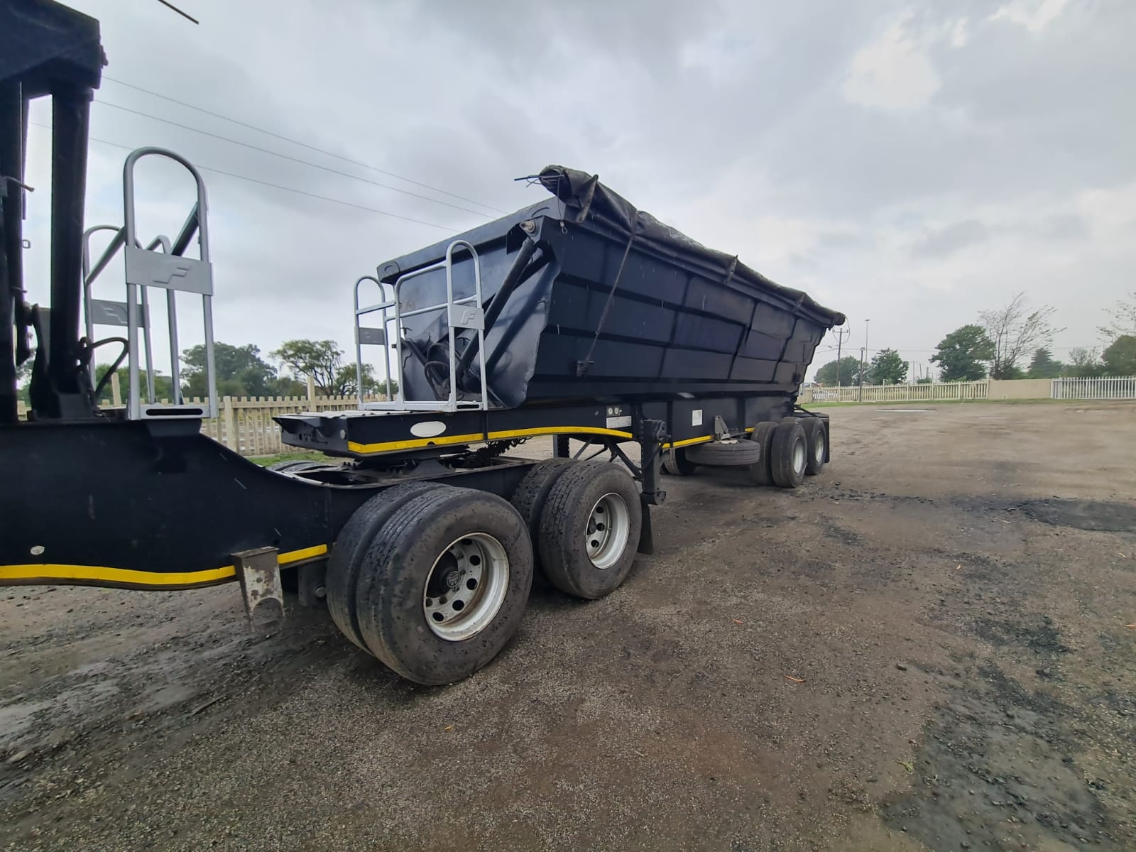 2021 SATB Side Tipper Trailer – Professor Trucks
